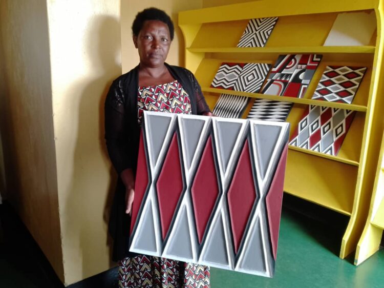 Kirehe: Abagore bakora imitako gakondo bifuza ko yandikwa mu murage w ...